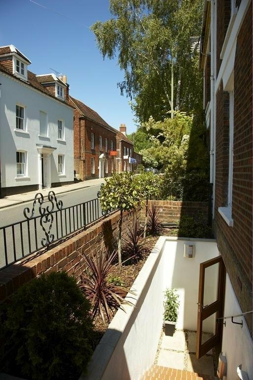 Otel Just a B, İngiltere, foto