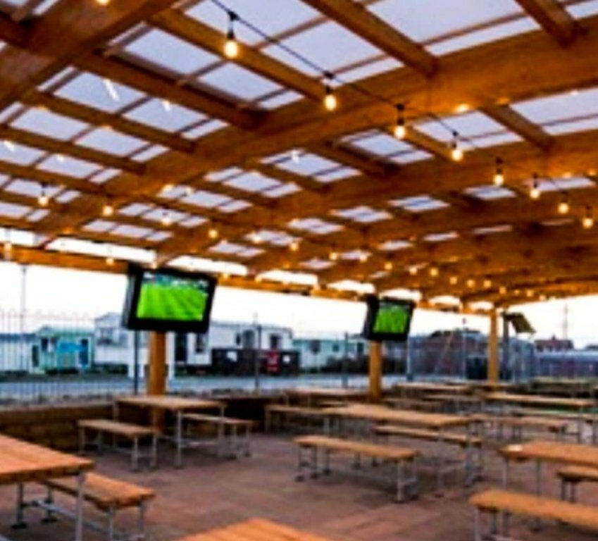 Otel Cayton Pines Lodge at Cayton Bay Holiday Park, Kuzey Yorkshire County, foto