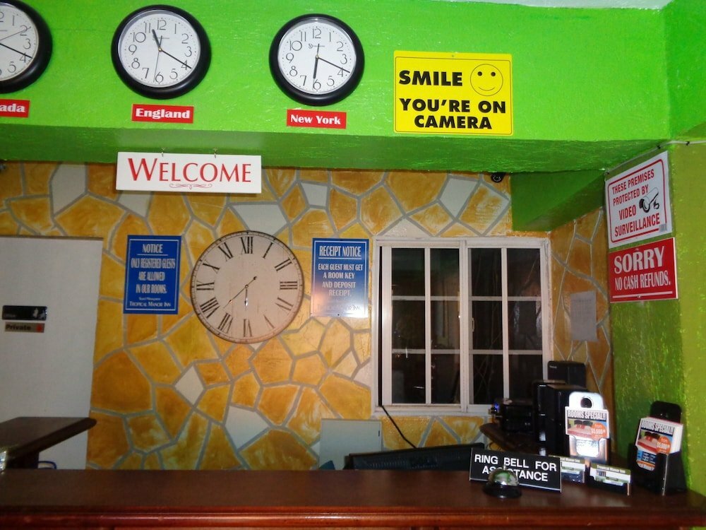 Otel Tropical Manor Inn, Kingston, foto