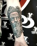 Ural_tattoo (Yubileynaya ulitsa No:6), dövmeciler  Novy Urengoy'dan