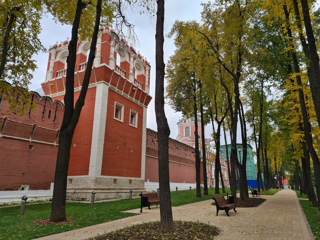 Turistik yerler Вторая башня северной стены, Moskova, foto
