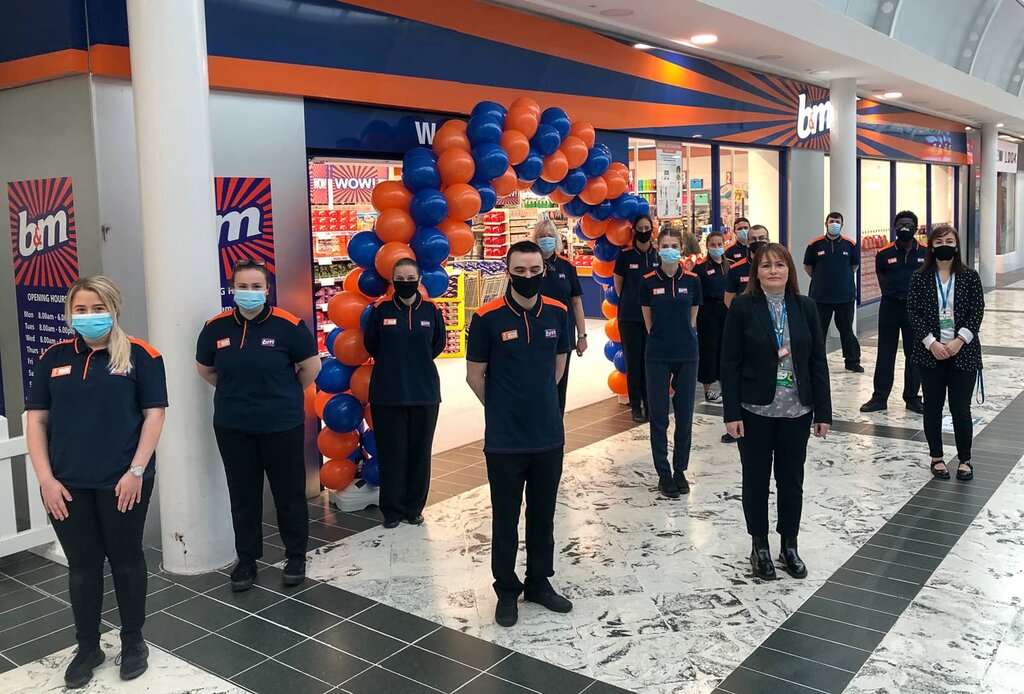 i̇ndirim ve fırsat sistemleri B&m Store, Batı Dunbartstonshire Konseyi, foto