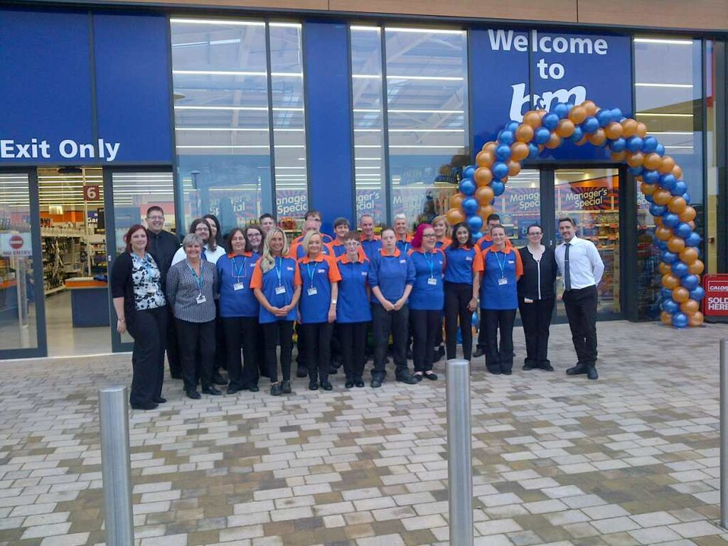 i̇ndirim ve fırsat sistemleri B&m Store with Garden Centre, Greenock, foto