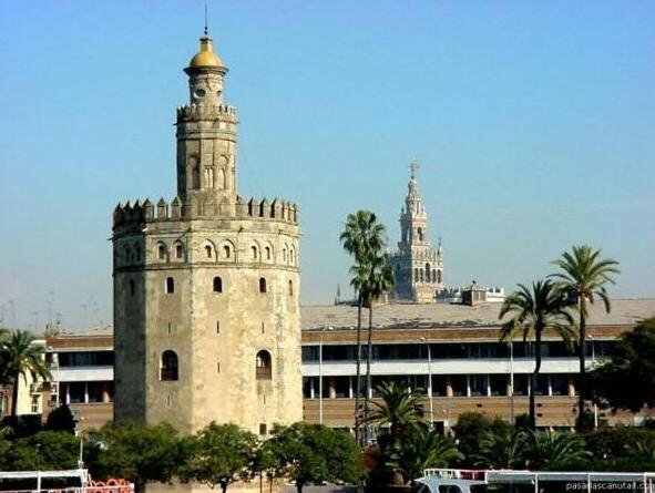 Otel Apartamentos Turisticos Torre de la Plata, Sevilla, foto
