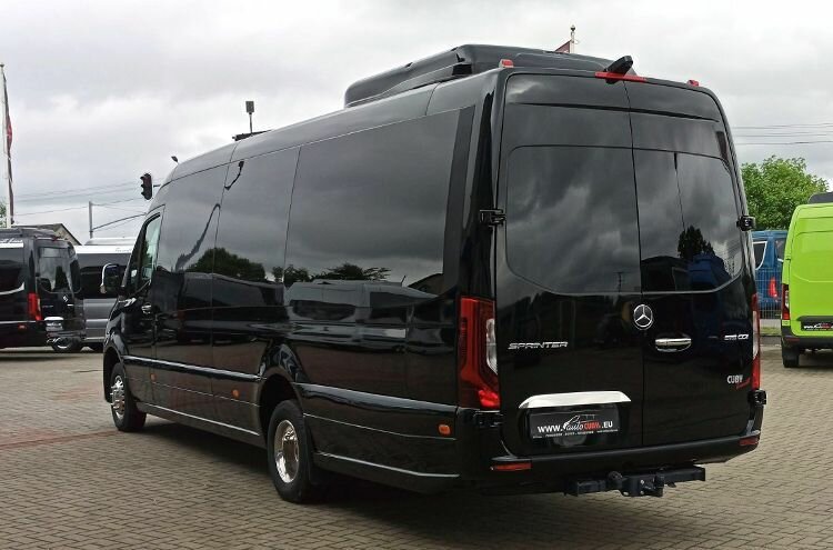 Otobüs tamiri ve satışı Isla Tour Autoservizi, Sardunya, foto