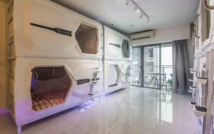 Spaceship Capsule at Penguin Homes - Hostel (City of Kuala Lumpur, Kuala Lumpur City Centre), pansiyonlar, hosteller  Kuala Lumpur'dan
