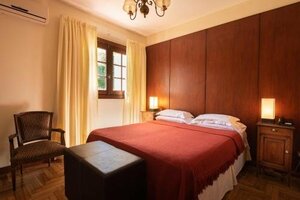 Altos de Guemes Hotel (Provincia de Buenos Aires, Partido de General Pueyrredón, Mar del Plata), otel  Mar del Plata'dan