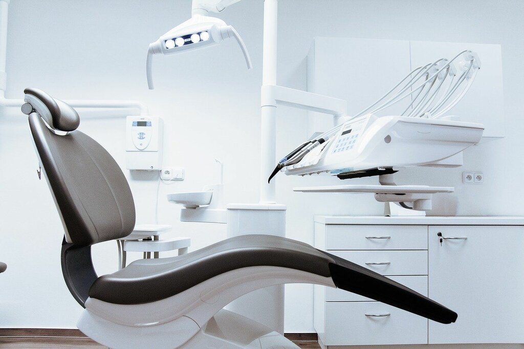 Özel ağız ve diş sağlığı klinikleri ve muayenehaneleri Clínica Dental Valls-Clinica Dental Ceperuelo, Katalonya, foto