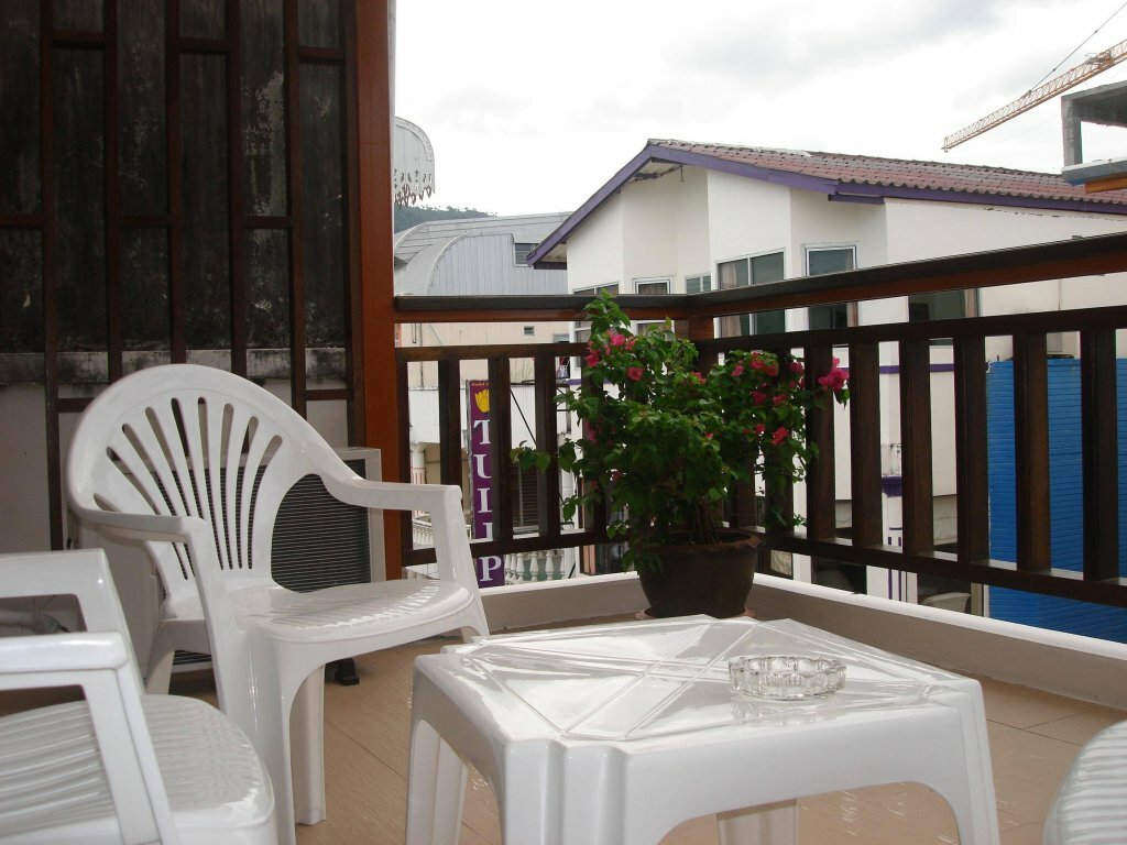 Otel Tropicoza Guest House, Phuket Eyaleti, foto