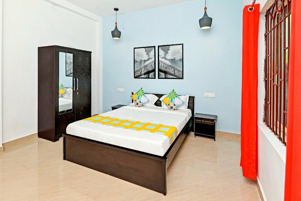 Otel Oyo Flagship 77755 Serene Stay Near Aiims Hospital, Orissa, foto