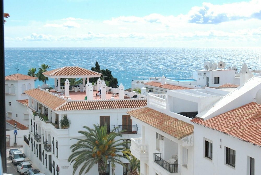 Casa Jazmi n, hotel, Nerja, Frigiliana, Calle Málaga, 2 — Yandex Maps