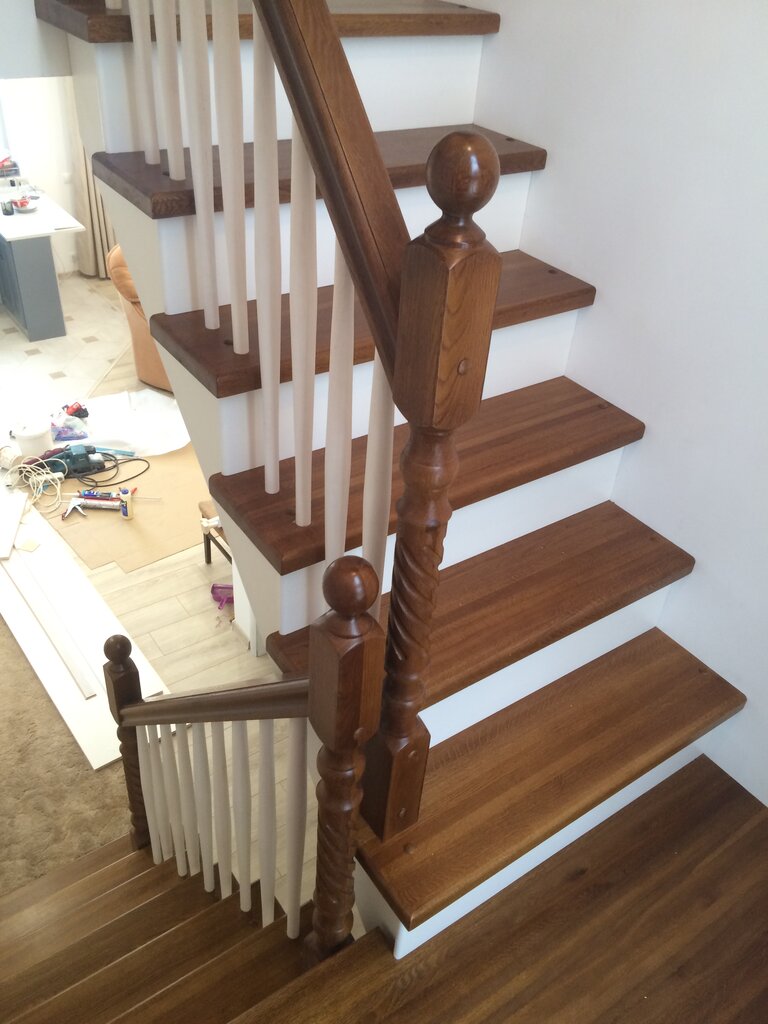 Merdiven ve korkuluklar Derevyannye Lestnicy, Moskova ve Moskovskaya oblastı, foto