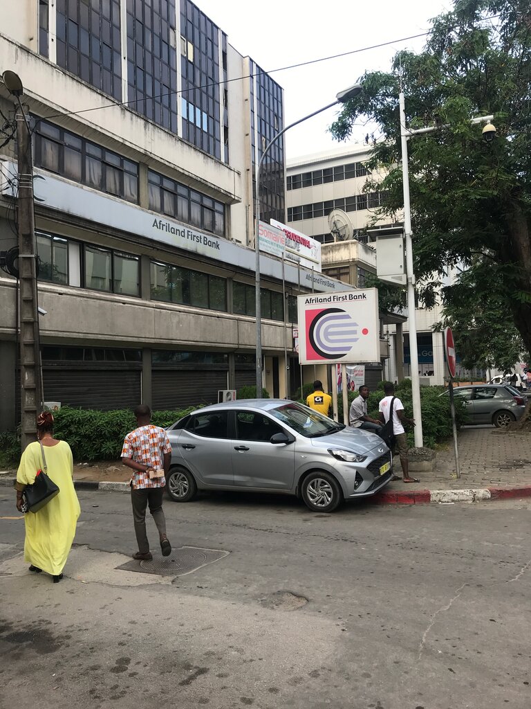 Banka Afriland First Bank, Abican, foto