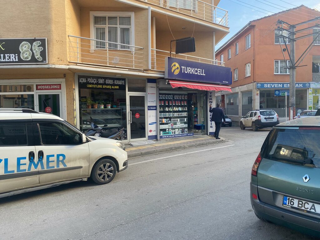 GSM operatörleri Turkcell Sezer İletişim, Bursa, foto