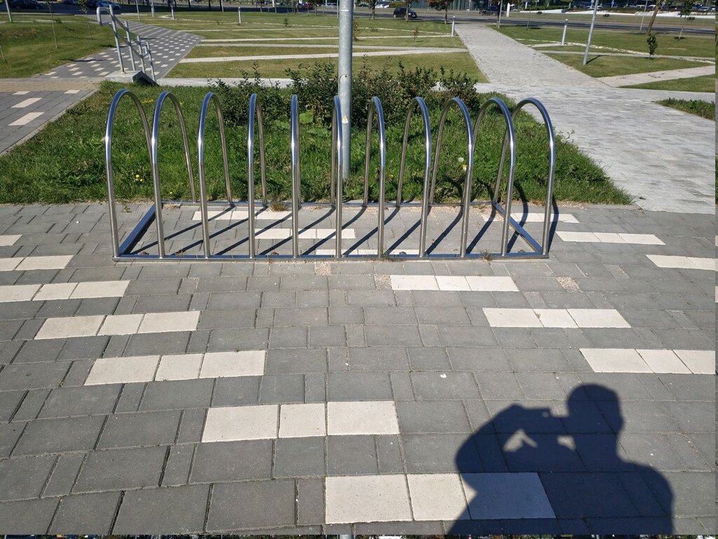 Bisiklet park yerleri Велопарковка, Minsk, foto