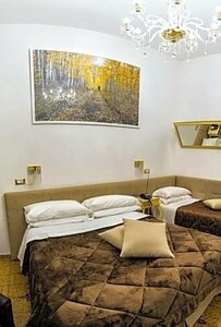 Hotel Des Artistes (Via Duomo No:61, Naples), otel  Napoli'den
