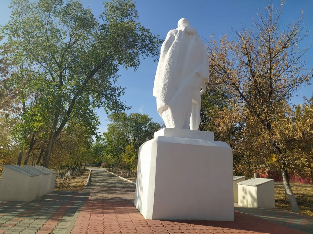 Anıt, heykel Солдатская Слава, Volgogradskaya oblastı, foto