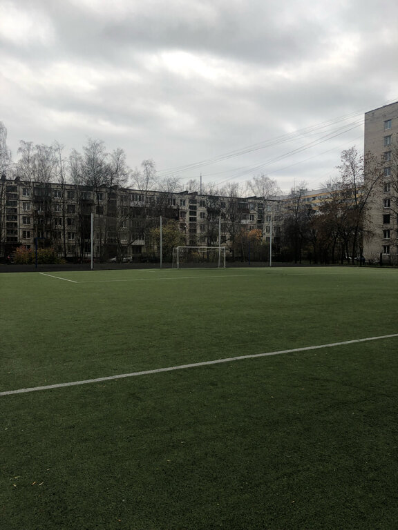 Spor alanı Футбольное поле, Saint‑Petersburg, foto
