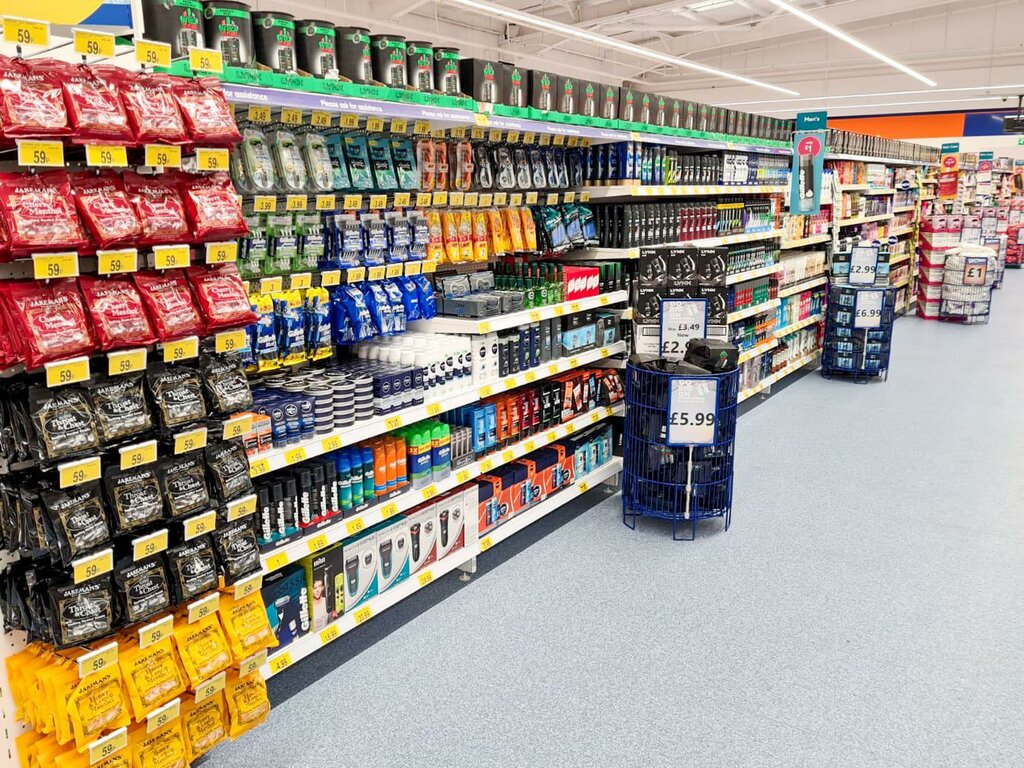i̇ndirim ve fırsat sistemleri B&m Home Store with Garden Centre, Kent County, foto