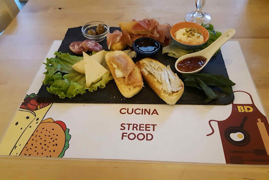 Fast food Boccadillo - Roll & Burger, Torino, foto