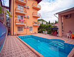 Приморская (Lazareva Street No:102), otel  Soçi'den