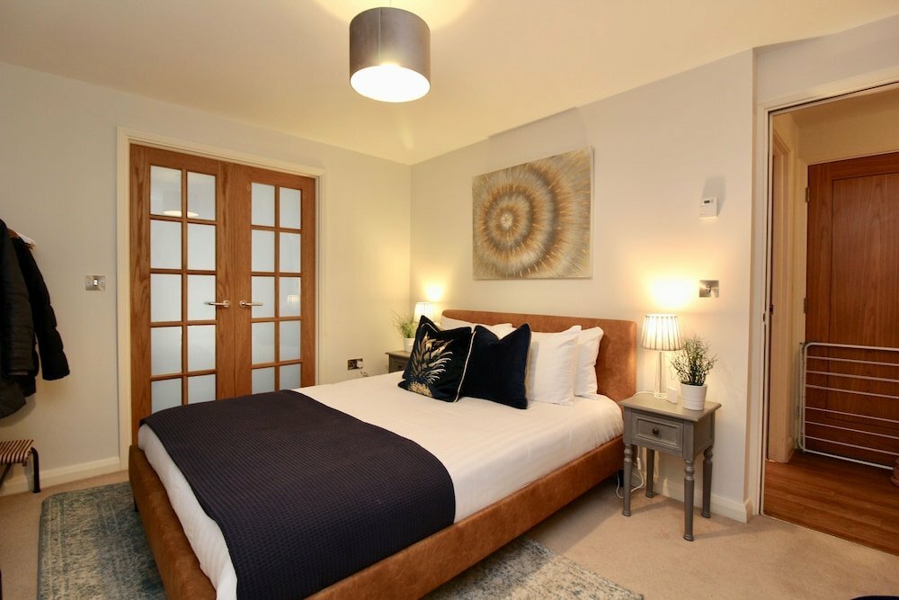 Otel Beautiful Central Windsor Apartment, Windsor, foto