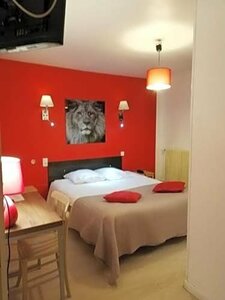 Hôtel la Poularde (Bourgogne-Franche-Comté, Saône-et-Loire, Arrondissement de Louhans, Louhans, Rue du Jura, 5), otel
