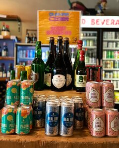 LouElla Wine, Beer & Beverage (North Carolina, Durham County, Durham), bar  Durham'dan