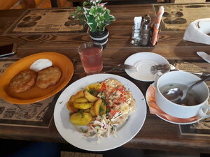 Теремок (vulica Kasmanaŭtaŭ No:1, Pastavy), kafe  Pastavy'dan