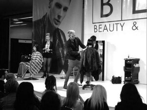 Art Hair Stylist (Via Cortelonga No:9, Monza), kuaförler  Monza'dan
