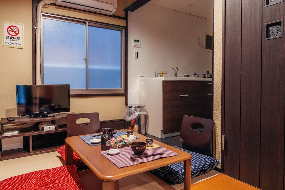 Otel Local stay in Namba, Osaka, foto