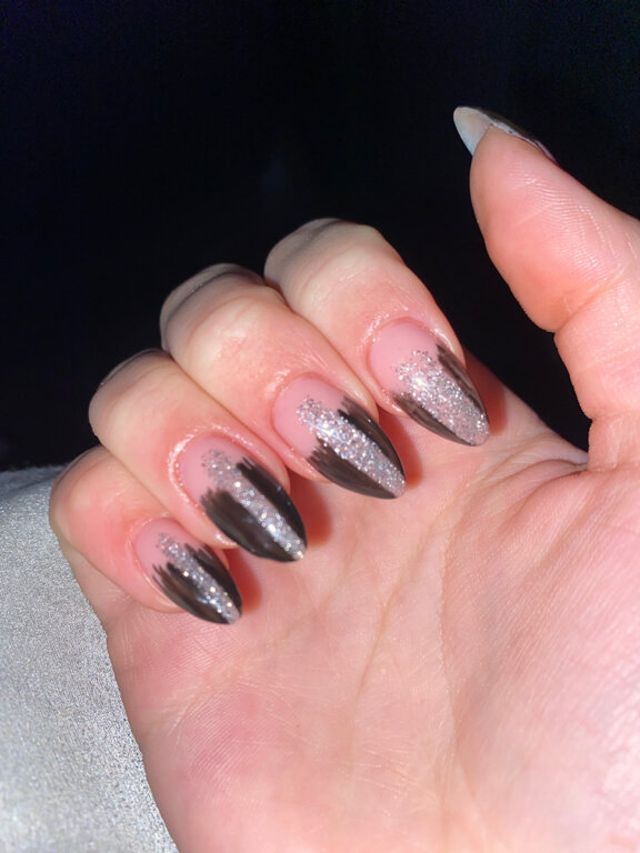 Manikür-pedikür Студия маникюра Бэль, Saint‑Petersburg, foto