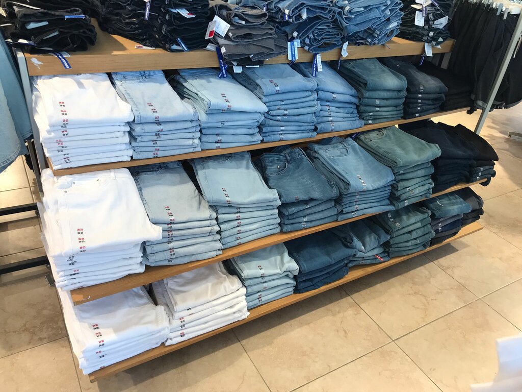 Çocuk mağazaları DeFacto, Çeşme, foto