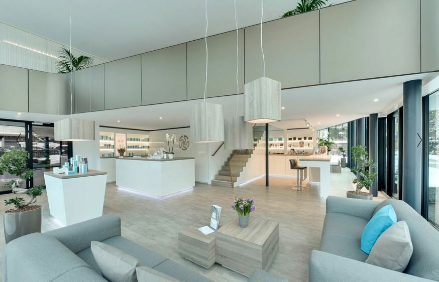 Kozmetik ve parfümeri mağazaları Qbeauty GmbH, Innsbruck, foto