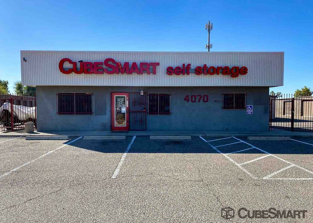 Tekne, kayık, yat CubeSmart Self Storage, Arizona Eyaleti, foto