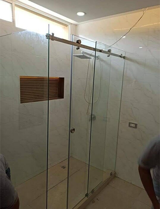 Banyo mobilyaları Vidrio Y Aluminio Joaquin, Queretaro Eyaleti, foto