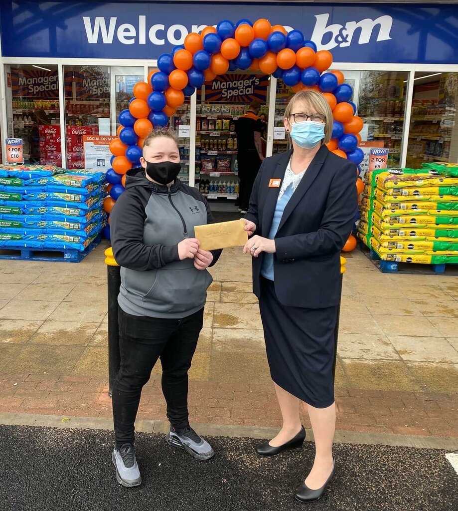 i̇ndirim ve fırsat sistemleri B&m Home Store with Garden Centre, İngiltere, foto