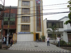 Отель Plaza Real Norte (Valle del Cauca, Municipio de Santiago de Cali, Avenida 2, 21-NORTE-81), pansiyonlar, hosteller  Cali'den