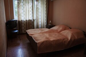 Arena (ploshchad imeni S.M. Kirova No:4), otel  Saratov'dan