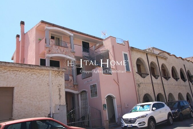 Emlak ofisi Agenzia Immobiliare Studio Casa Valledoria, Sardunya, foto