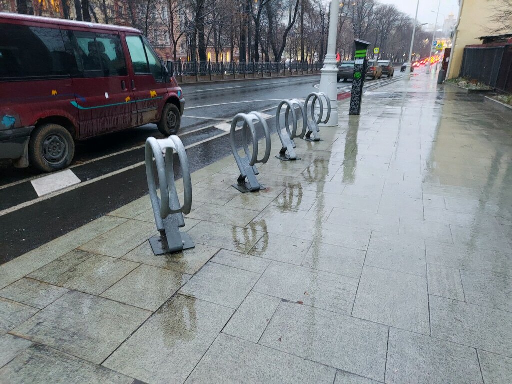 Bisiklet park yerleri Велосипедная парковка, Moskova, foto