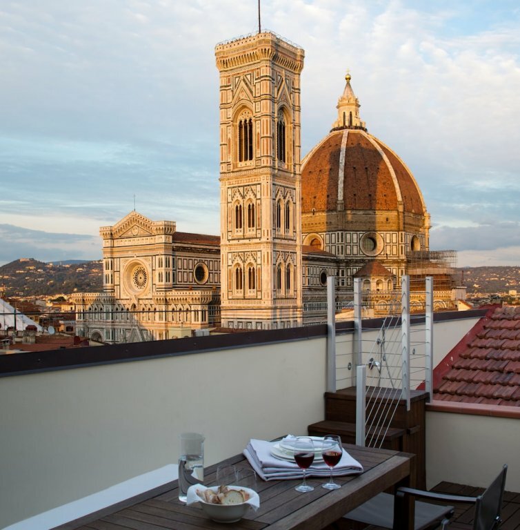 Otel Repubblica Firenze Luxury Apartments Una Esperienze, Floransa, foto