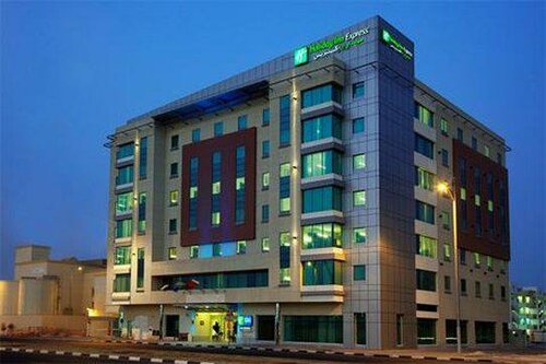 Otel Holiday Inn Express Dubai Jumeirah, Dubai, foto