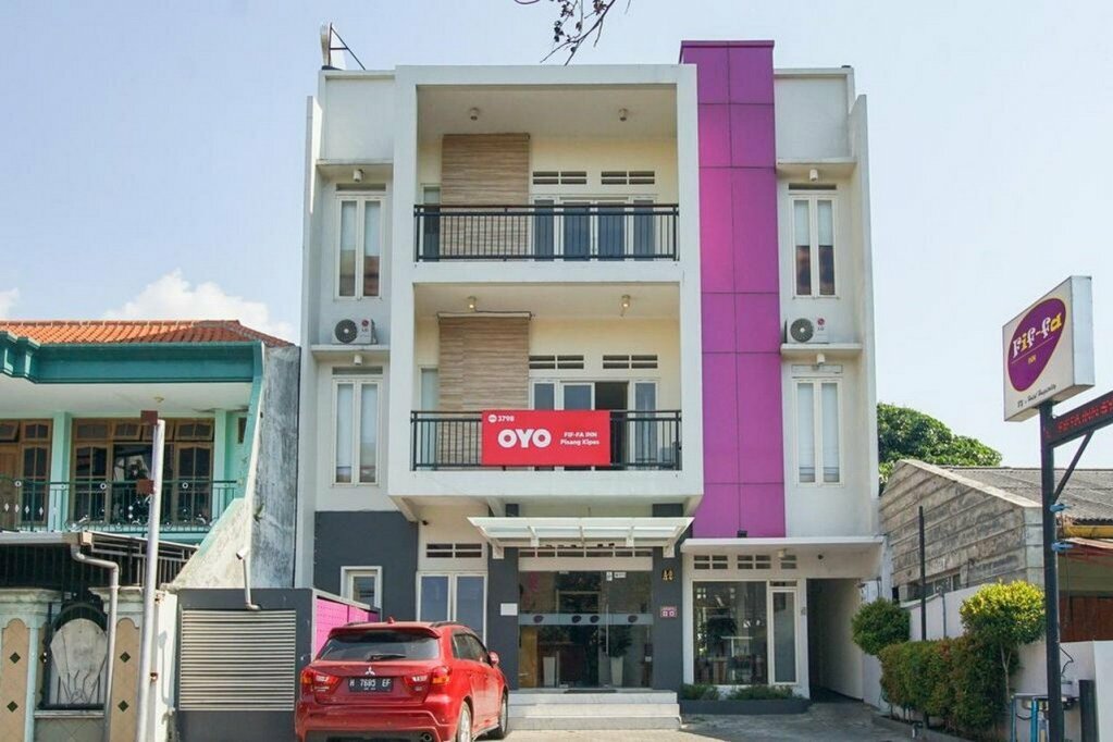 Otel Oyo 3798 Fif-fa Inn Pisang Kipas, Malang, foto