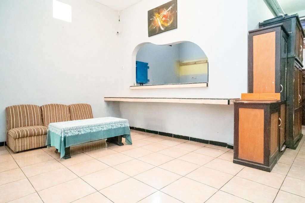 Otel KoolKost near Jalan Adi Sucipto Solo, , foto