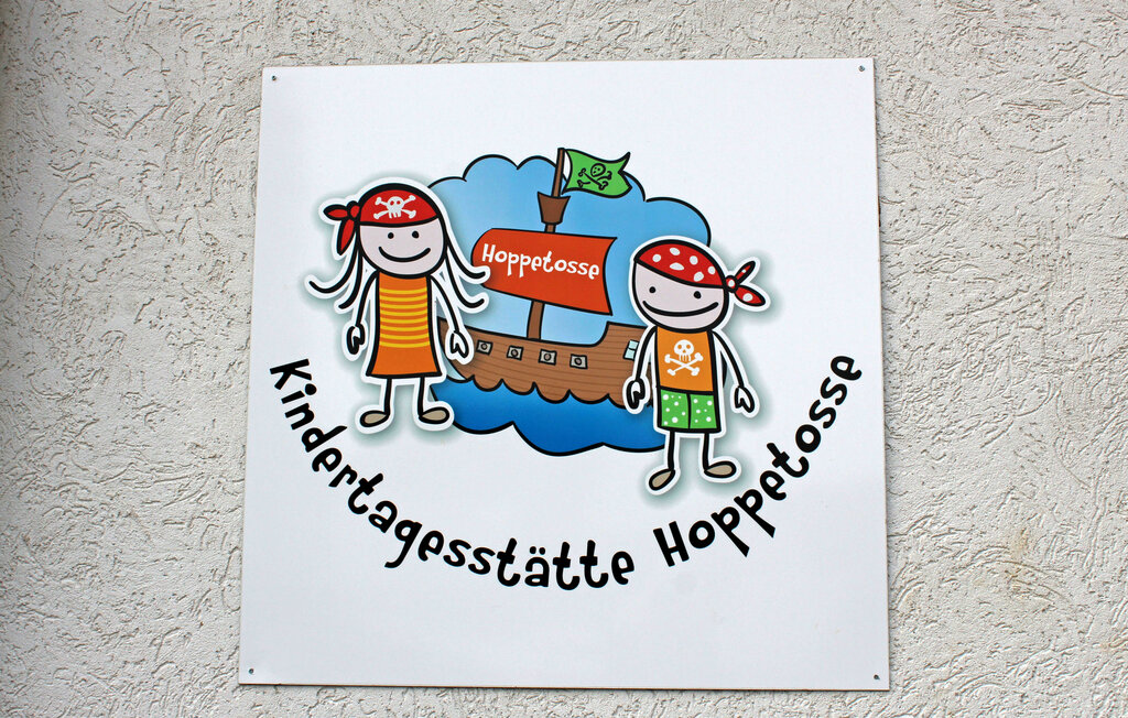 Anaokulları Johanniter-Kita Hoppetosse Wrescherode, Aşağı Saksonya, foto