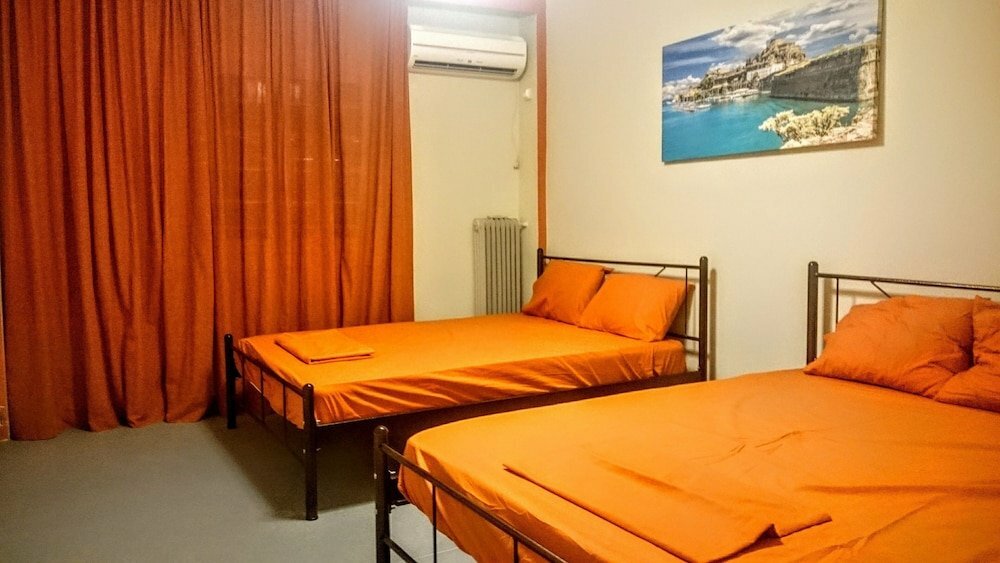 Otel Spacious Apartment in Athens, Atina, foto