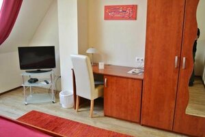 Bachgasslhof (Gösser Straße No:69, Leoben), otel  Leoben'den