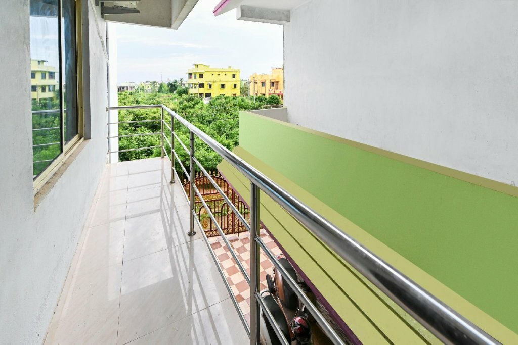 Otel Oyo Flagship 77755 Serene Stay Near Aiims Hospital, Orissa, foto