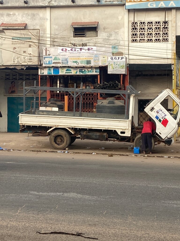 ATM'ler Q. G. F. P, Bouake, foto